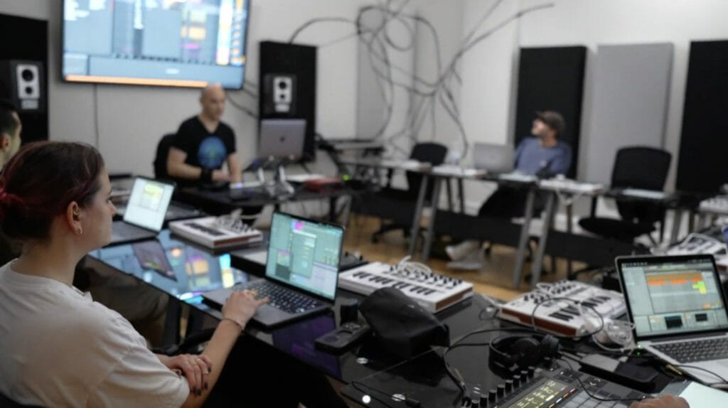 One Year Music Production Program - 343 LABS